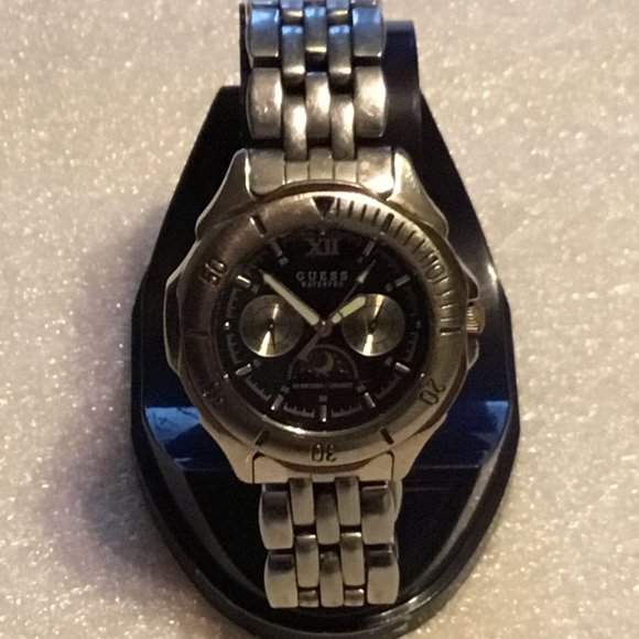 Guess Waterpro | Accessories | Vintage Mens Guess Waterpro Wrist Watch ...
